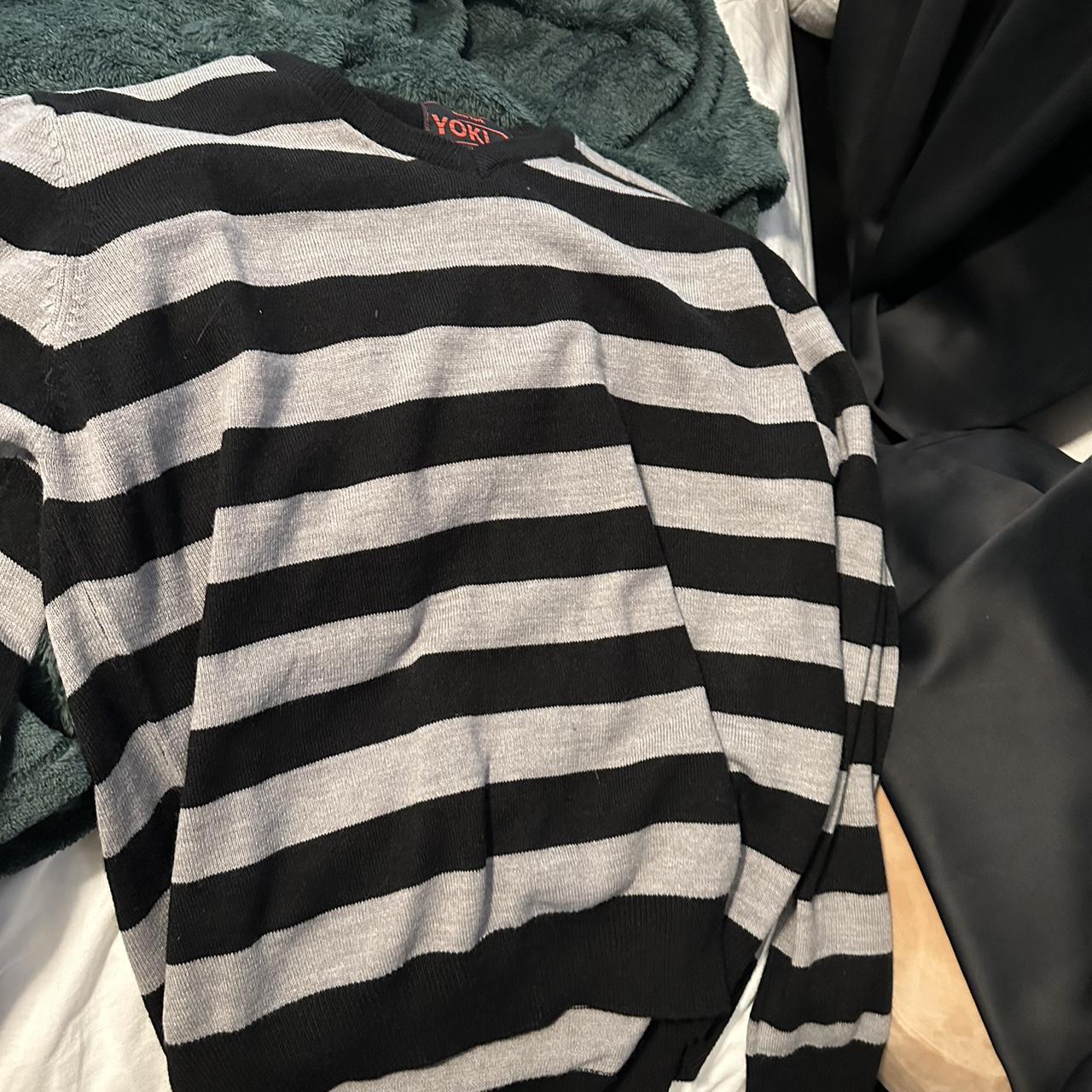 men’s but looks good on anything super cuter fit... - Depop