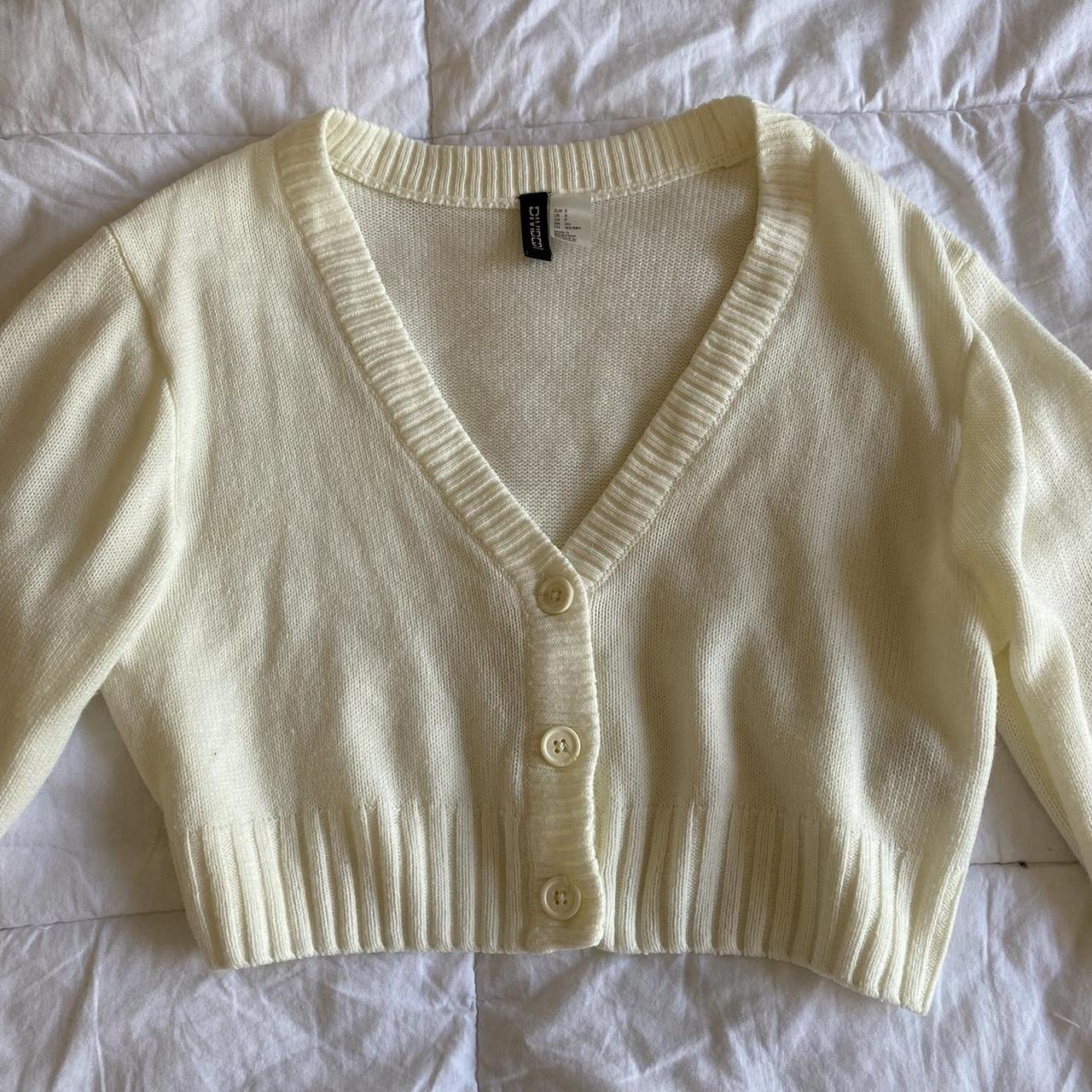 h&m creme low cut cardigan / top