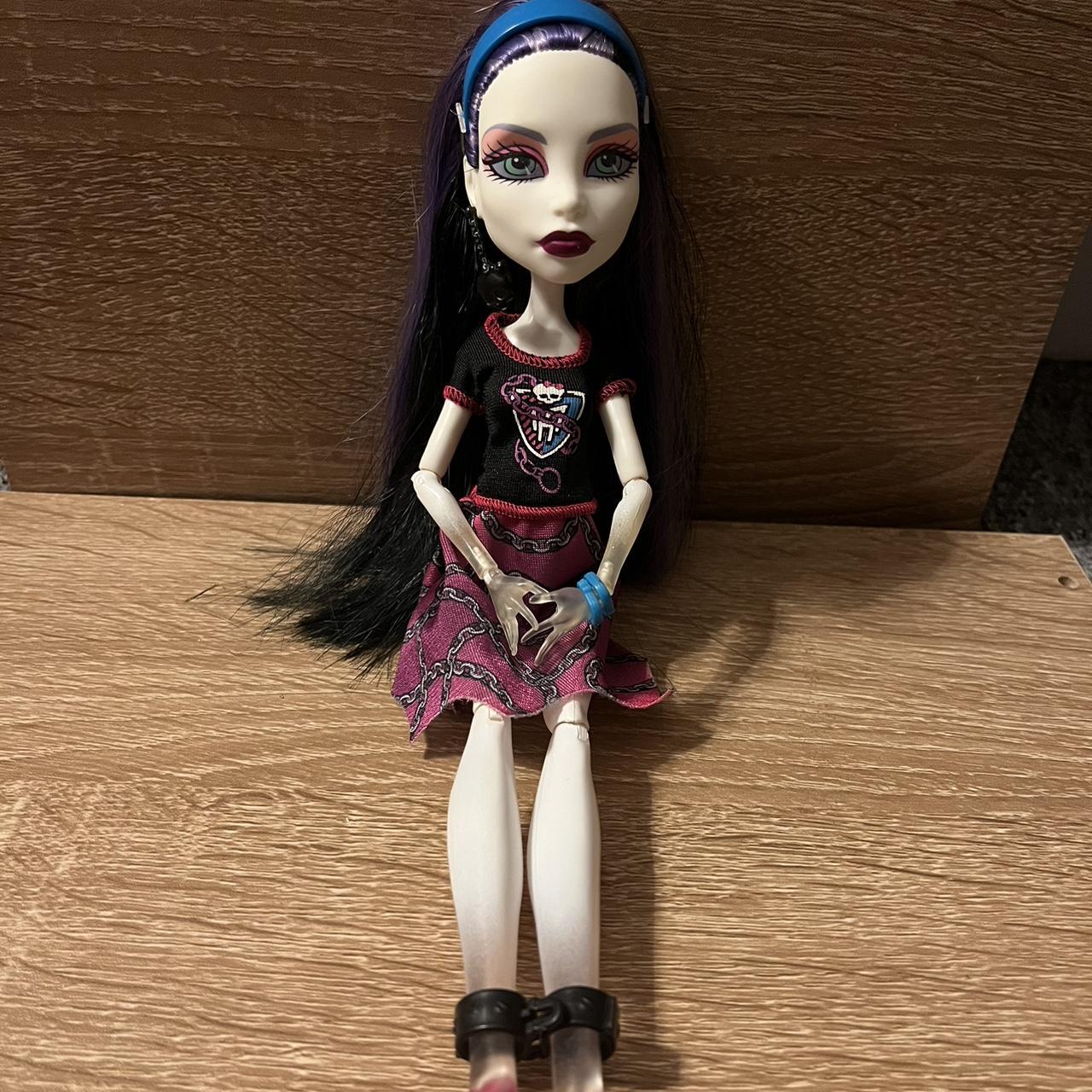 Monster High Doll Spectra Voltergeist 2008 version.... - Depop