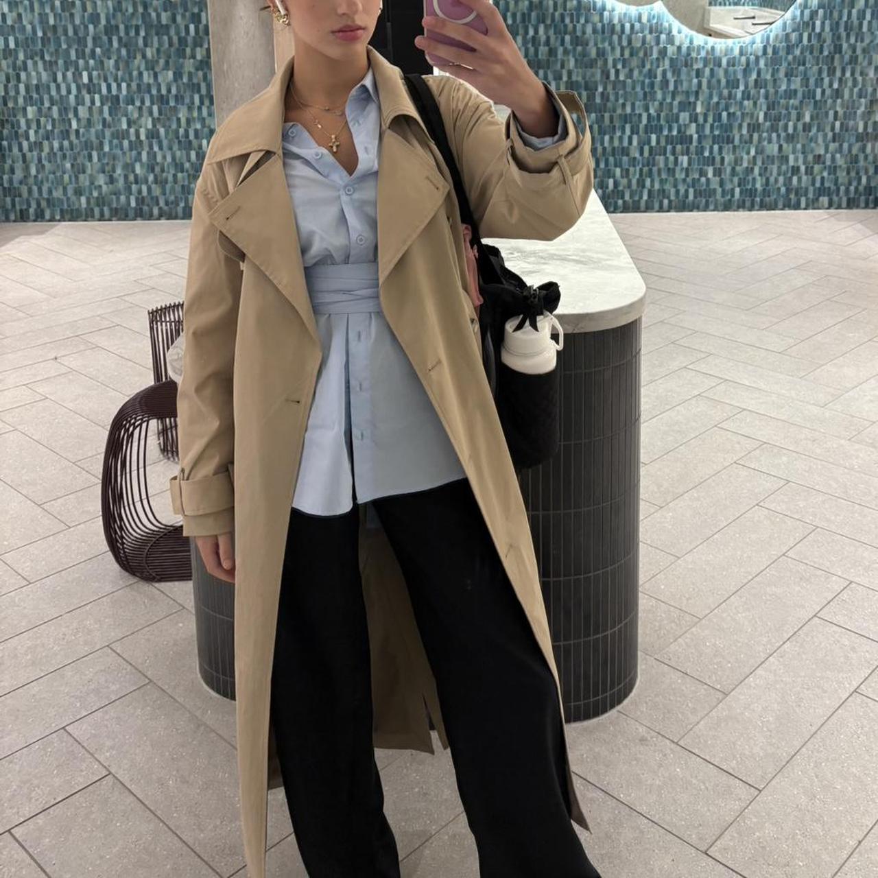 GLASSONS TRENCH COAT !! Size 8 like new #trenchcoat... - Depop