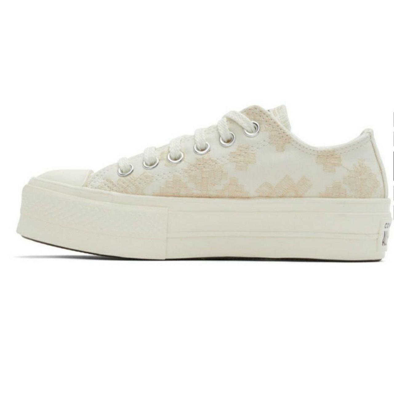 Converse Chuck Taylor All Star Platform Low Top in... - Depop