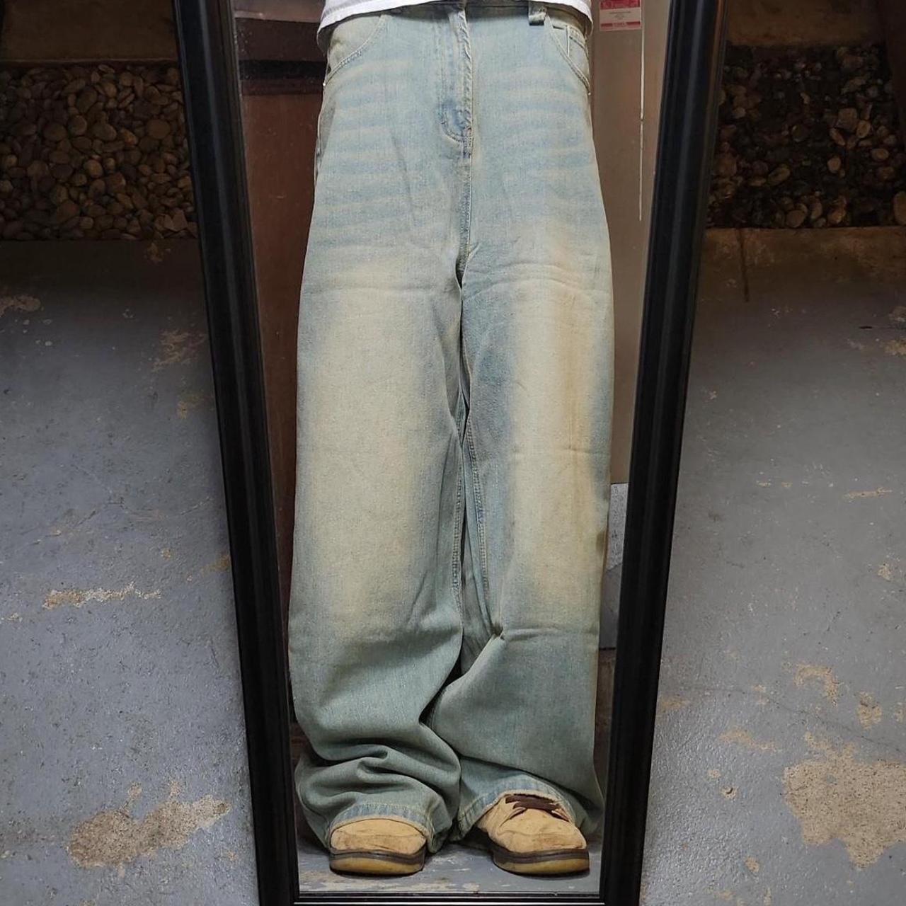 Super tuff baggy blue jeans, sits beautifully on the... | Depop