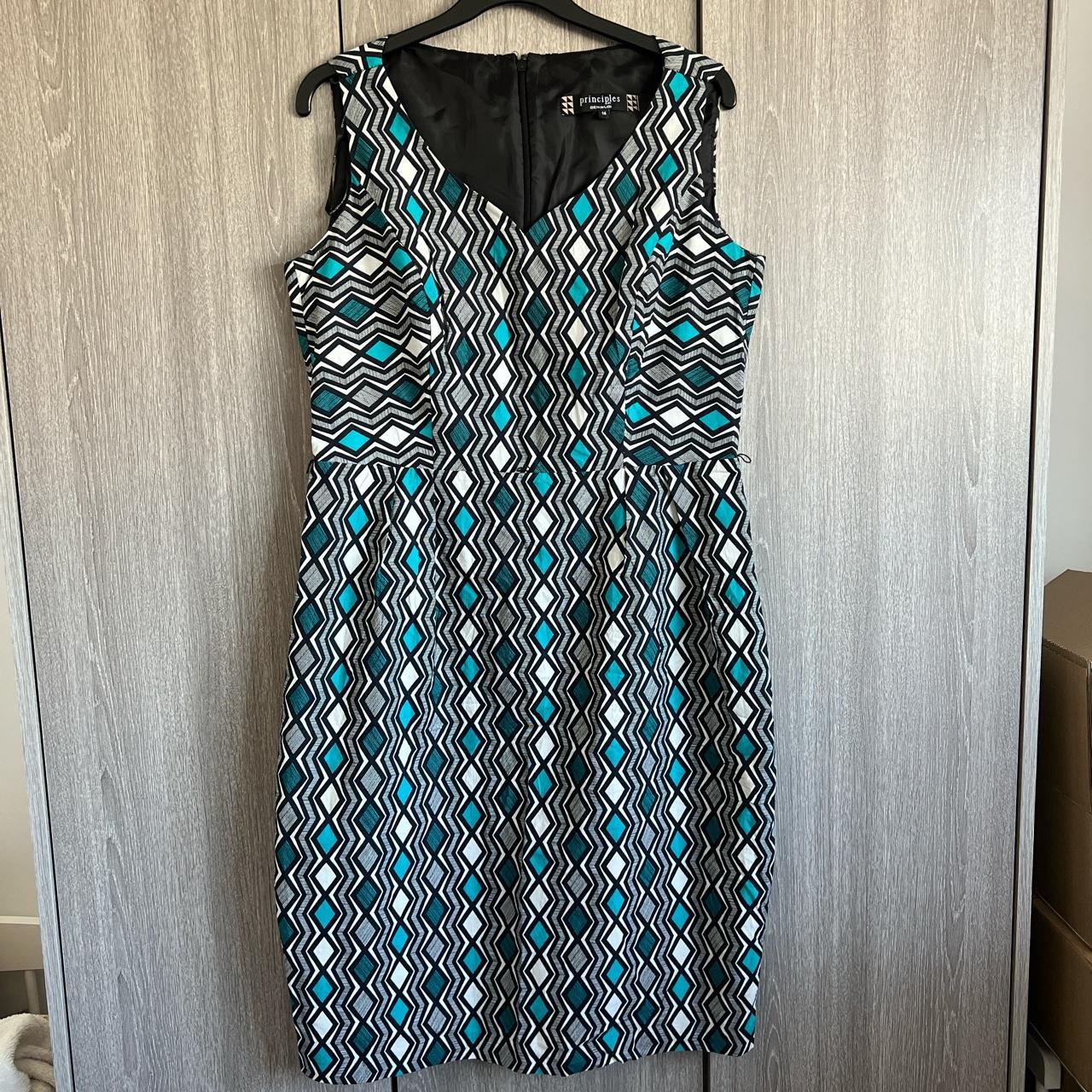 Principles by Ben de Lisi Blue and White Patterned... - Depop