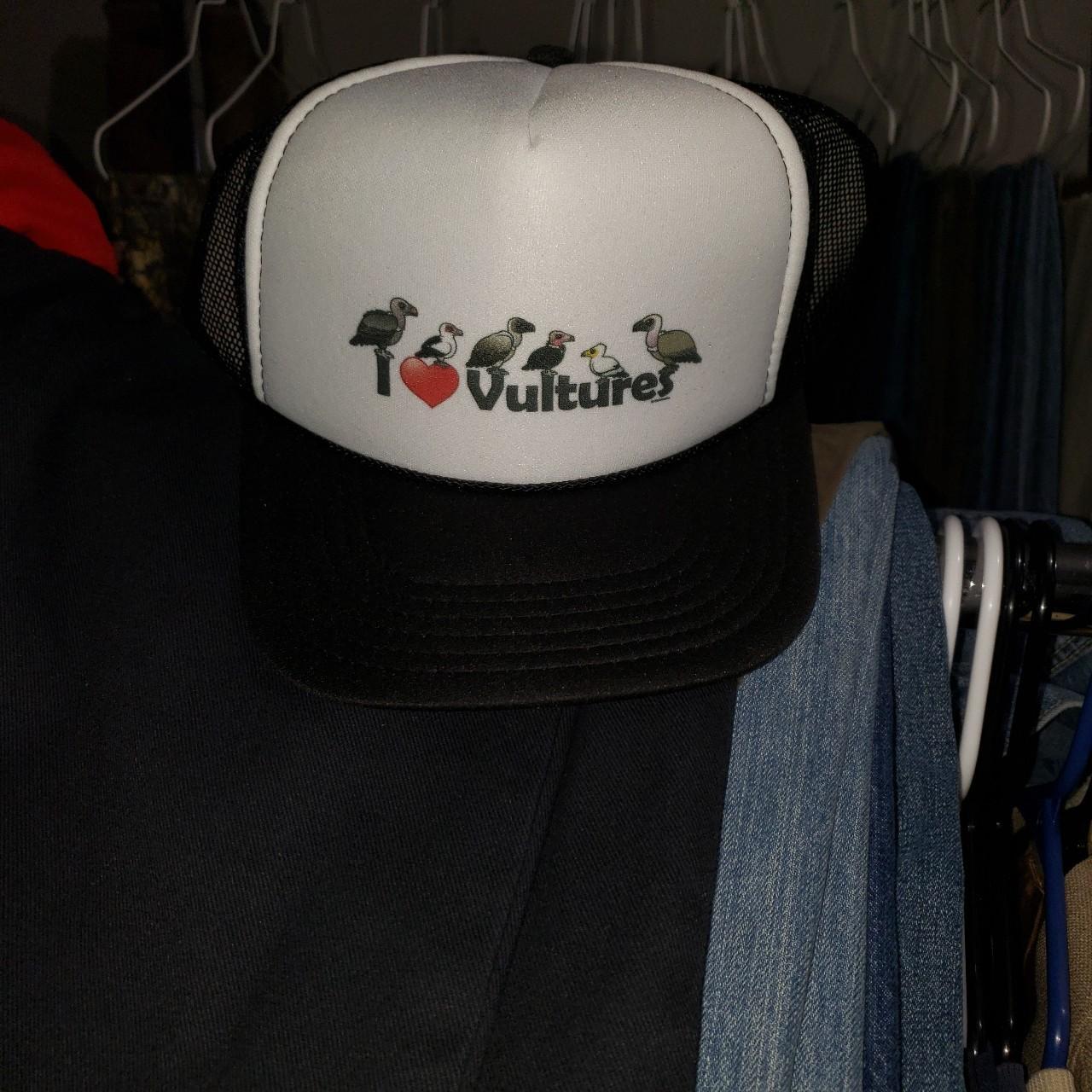 I heart vultures trucker hat. - Depop