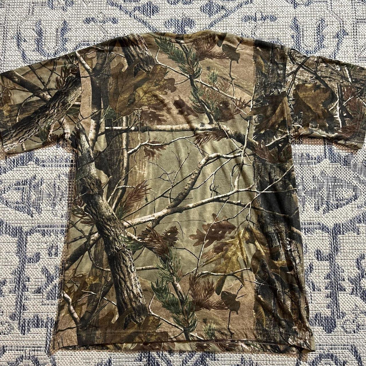 Realtree Camo T Shirt SZ Large 22 x 28 Nice fit... - Depop