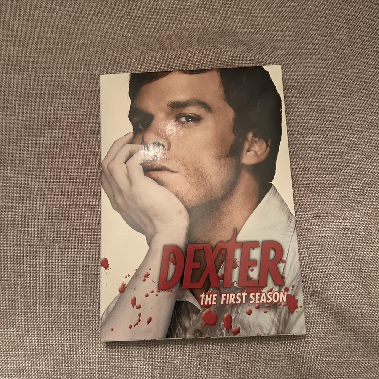 dexter first season dvd all discs included a must... - Depop