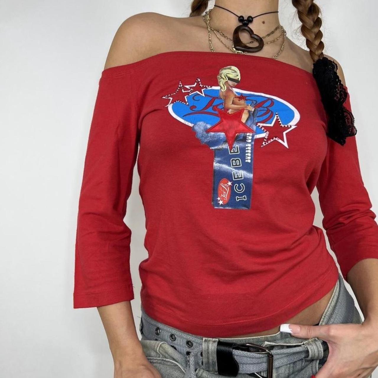 Y2k Red off the shoulder graphic tee top Super... - Depop