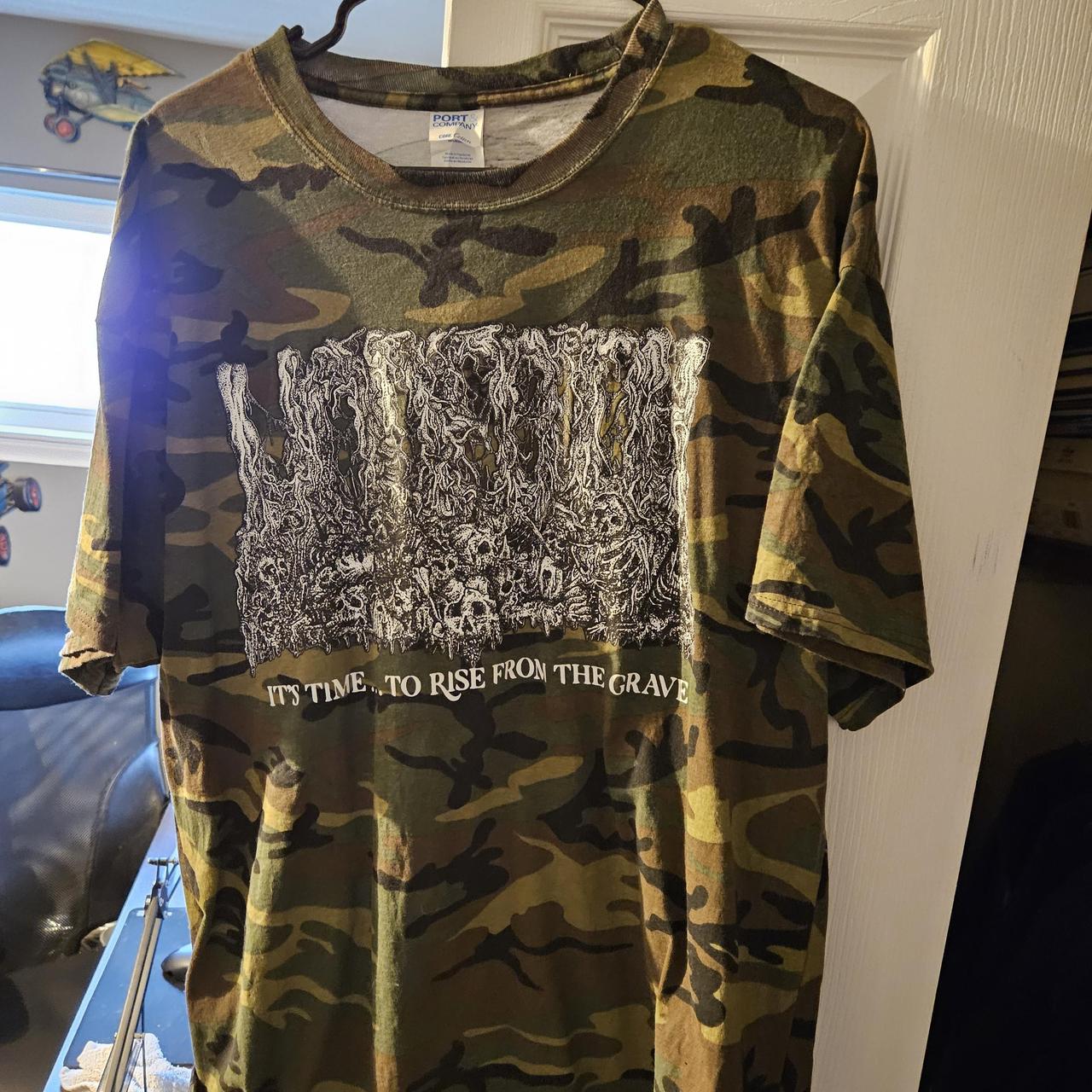 Undeath camo Port and company EXTRA LARGE worn and... - Depop