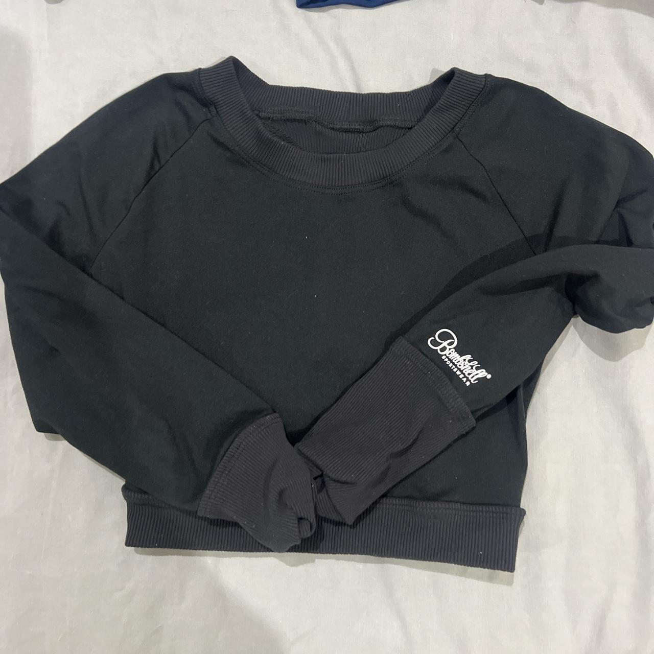 Bombshell long sleeve size small - Depop