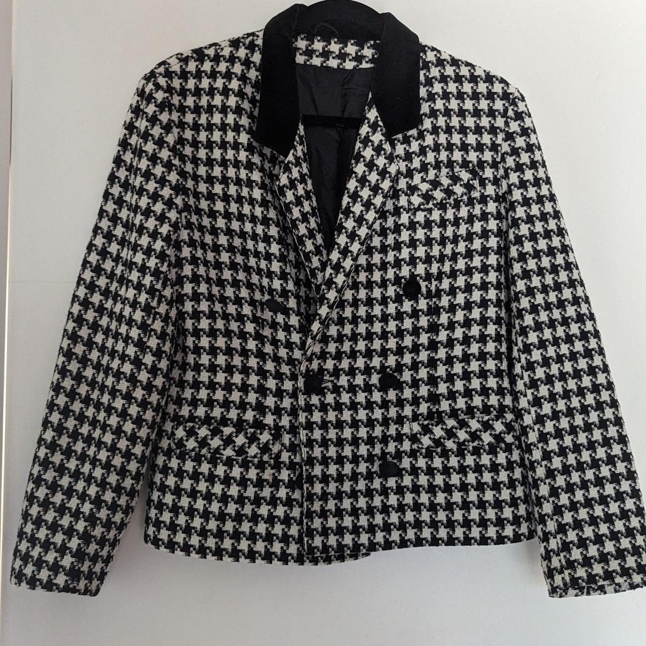 VINTAGE HOUNDSTOOTH JACKET A gorgeous double... - Depop