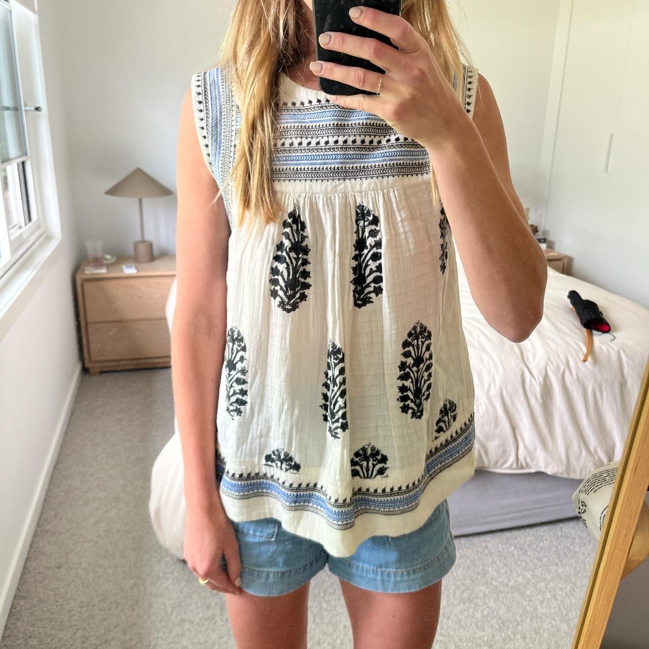 Country road top, %100 cotton, XXS. I am a size 8... - Depop