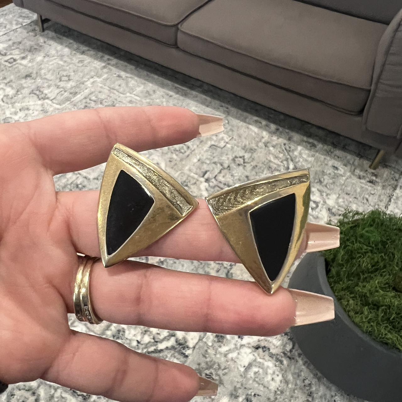 VINTAGE ORIGINAL TRIANGLE HALLMARK:... - Depop