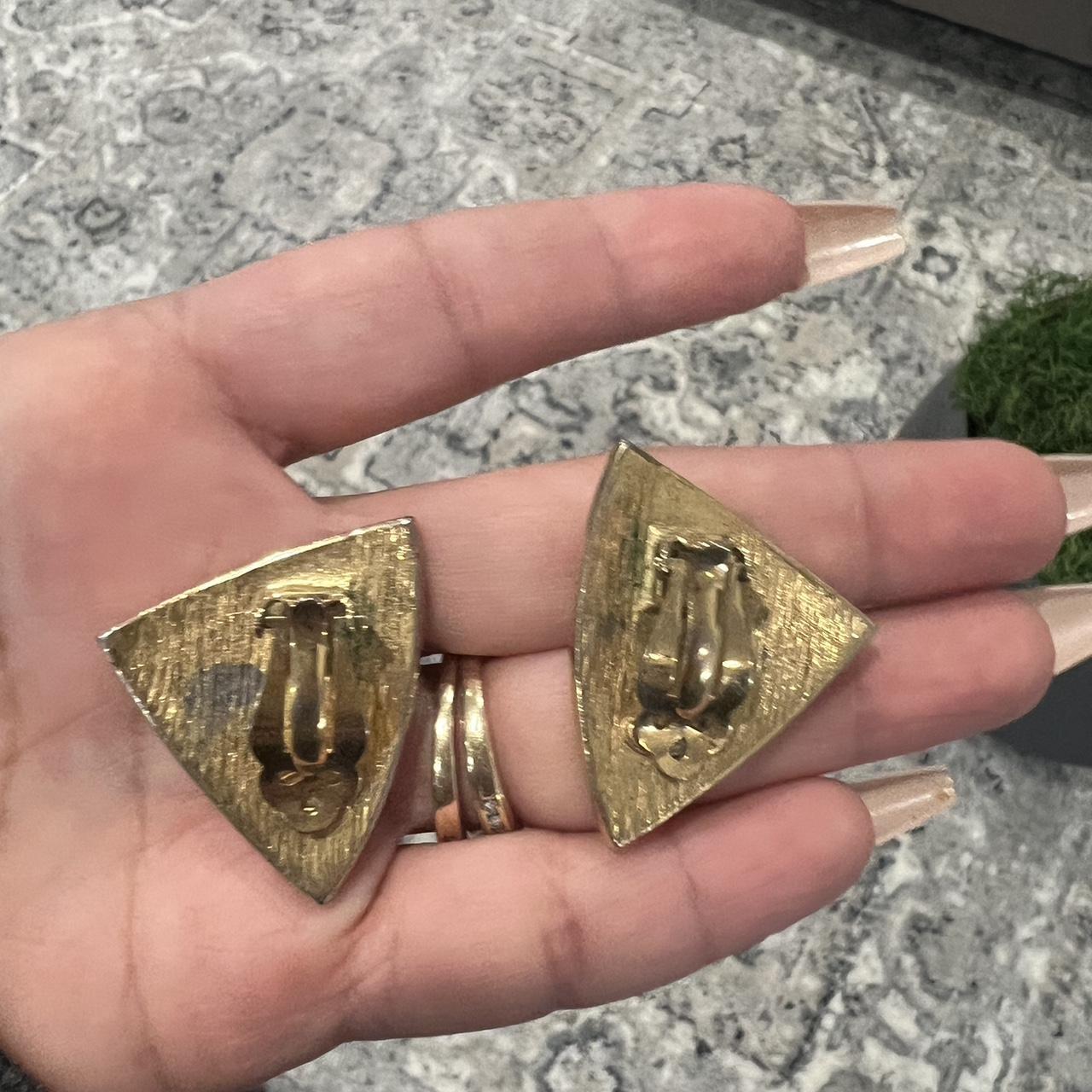 VINTAGE ORIGINAL TRIANGLE HALLMARK:... - Depop