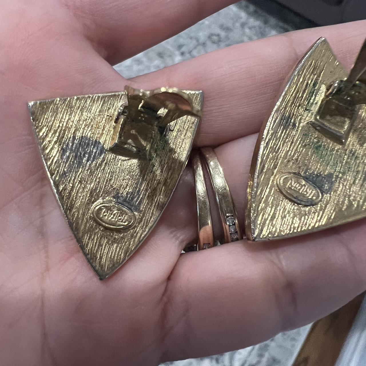 VINTAGE ORIGINAL TRIANGLE HALLMARK:... - Depop