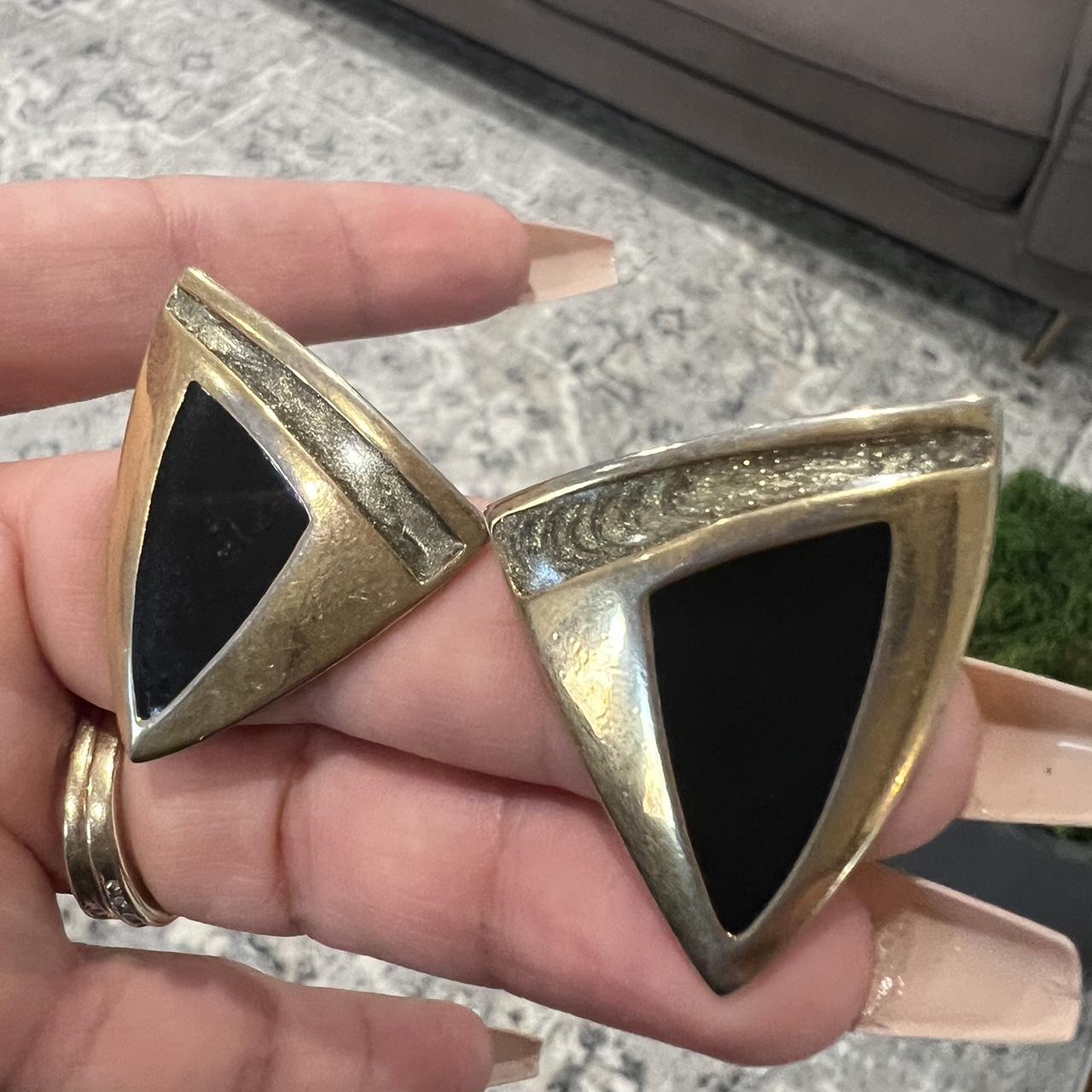 VINTAGE ORIGINAL TRIANGLE HALLMARK:... - Depop