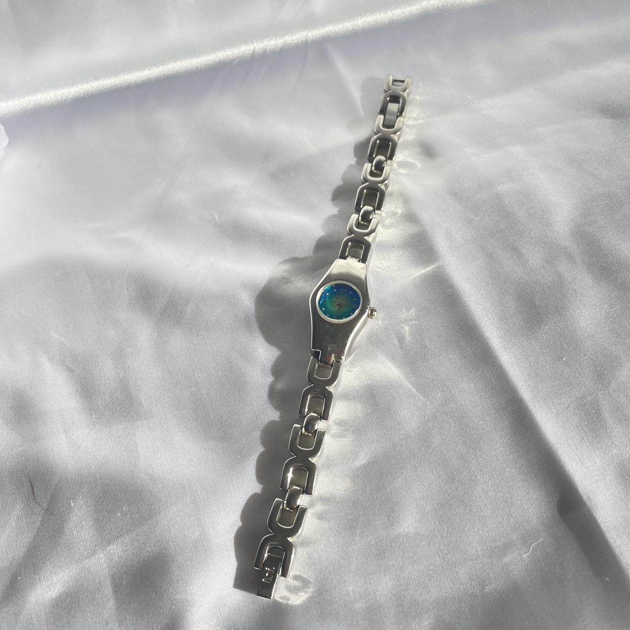 Vintage Y2K Watch • • so nostalgic! simple silver... - Depop