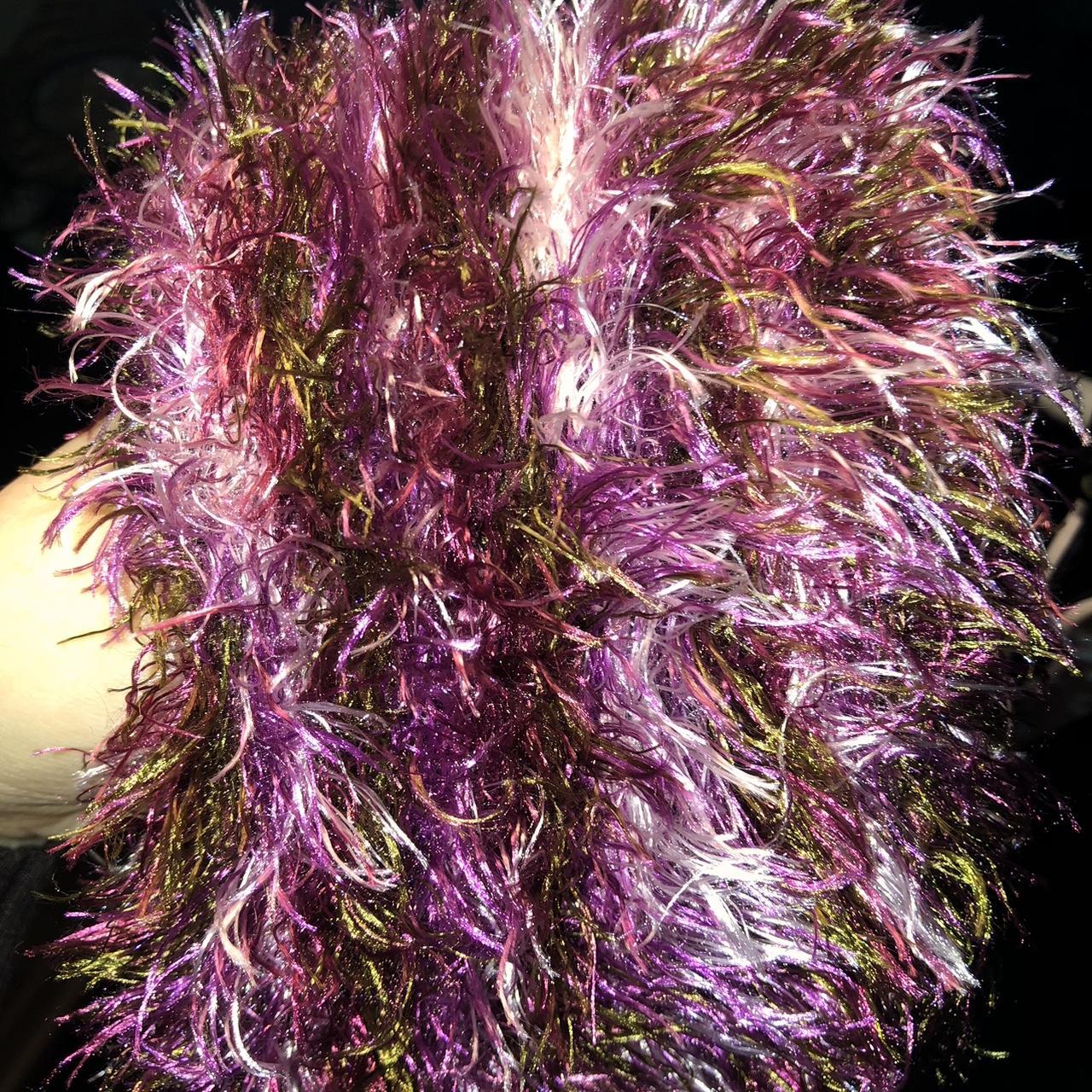 💕Y2k Fuzzy/Fluffy Scarf Thneed... - Depop