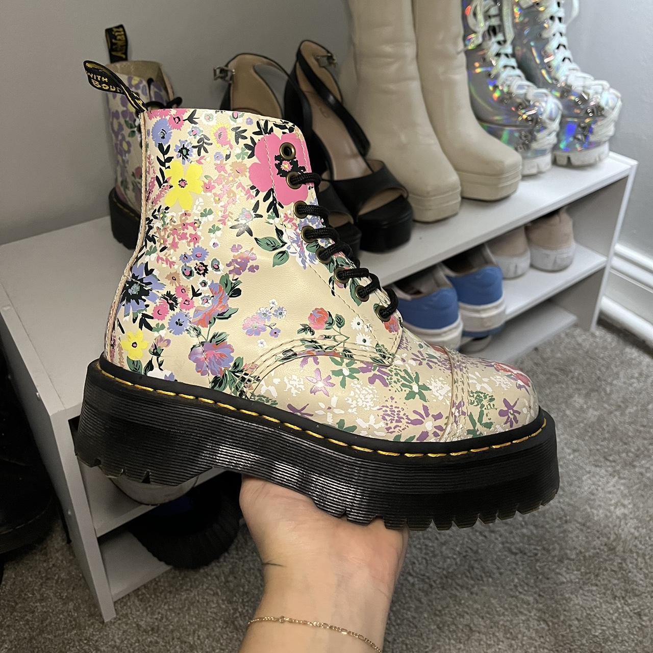 sinclair floral doc marten platform boots -worn once... - Depop