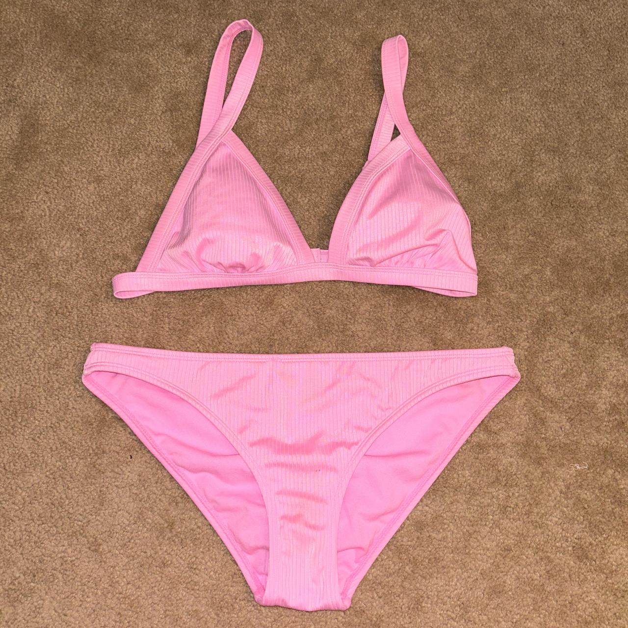 baby pink triangle bikini set *only been worn once - Depop