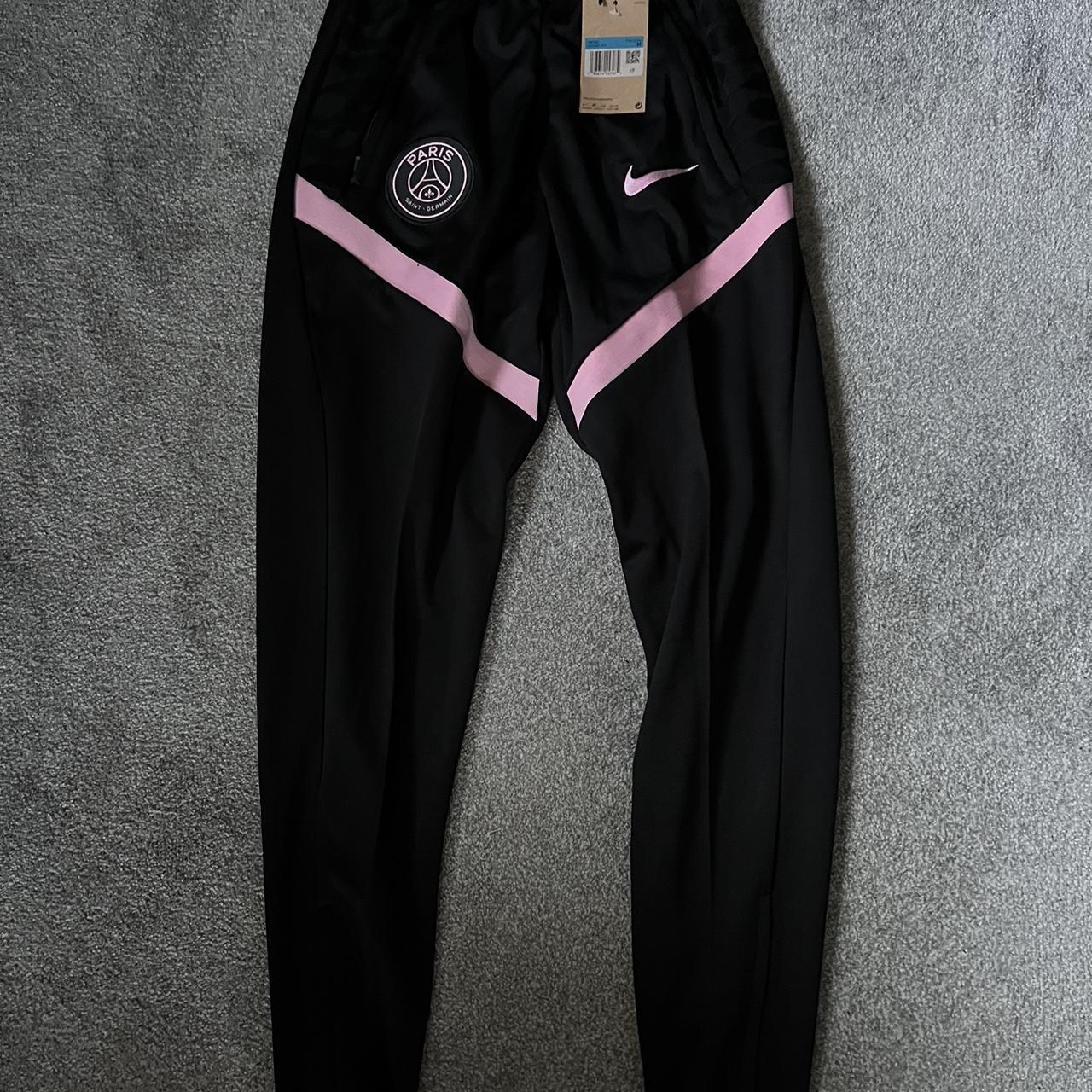 Brand new Nike PSG training kit Size men’s large... - Depop