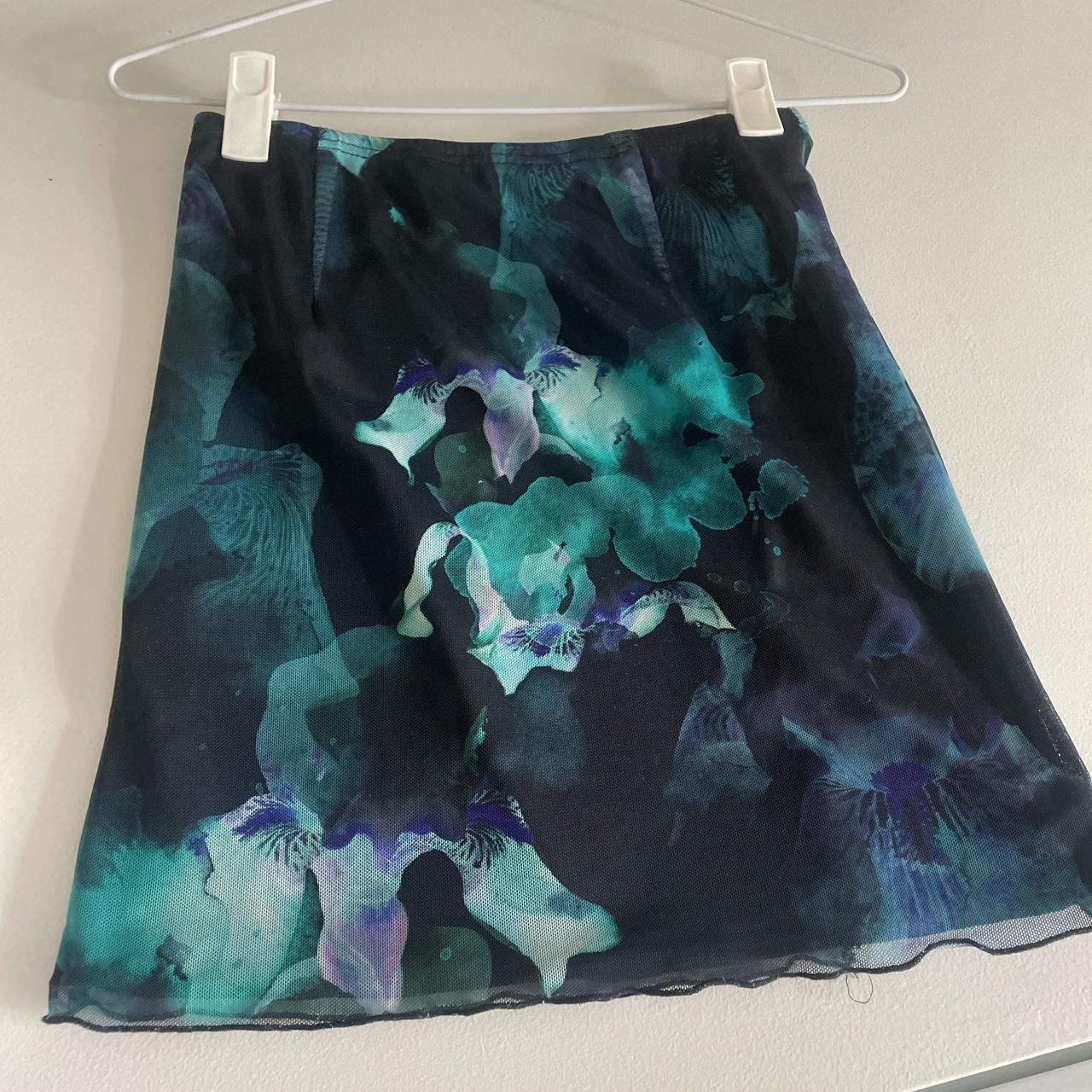 Universal Store: Perfect Stranger Iris Glass... - Depop