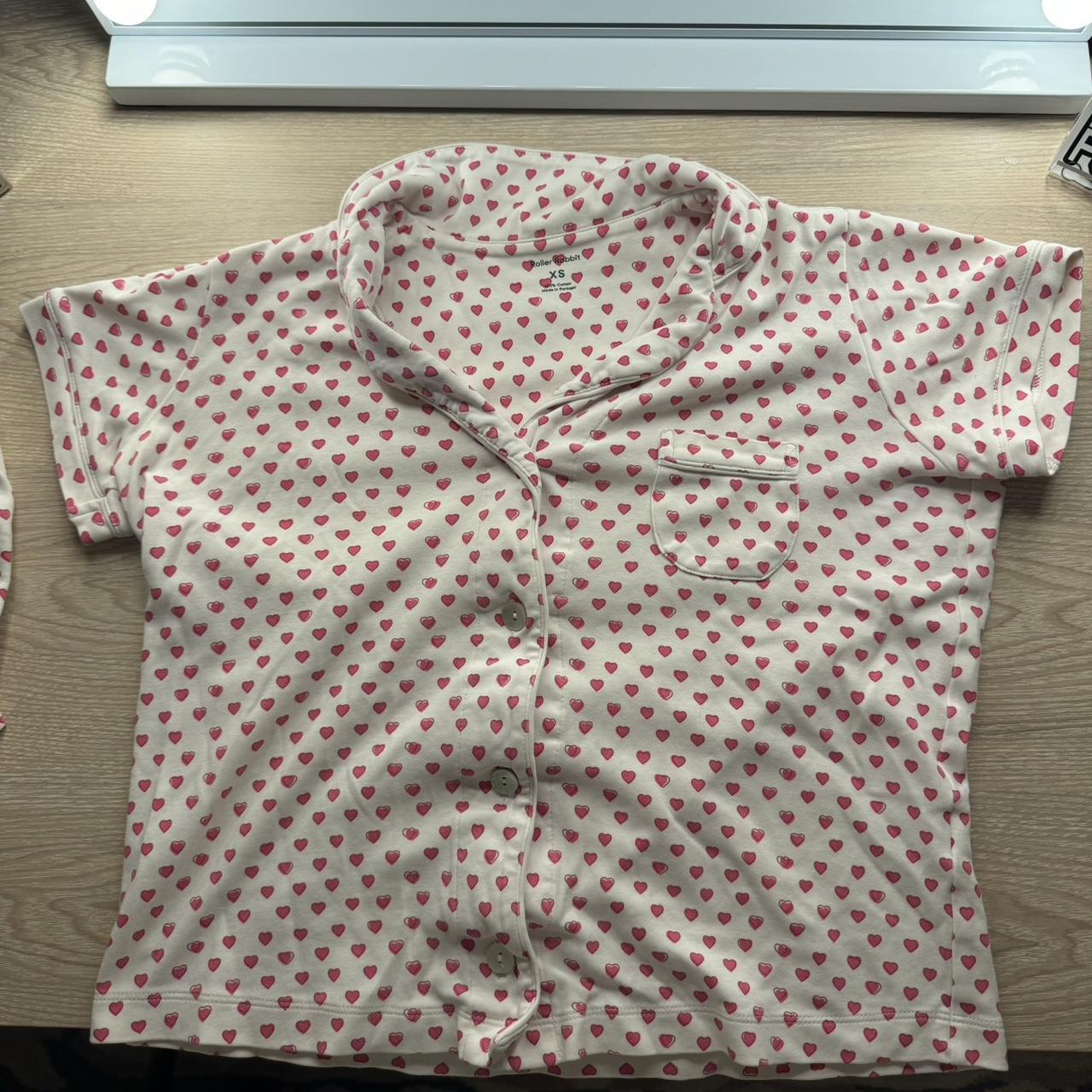 Size extra small Roller Rabbit heart pajama shirt.... - Depop