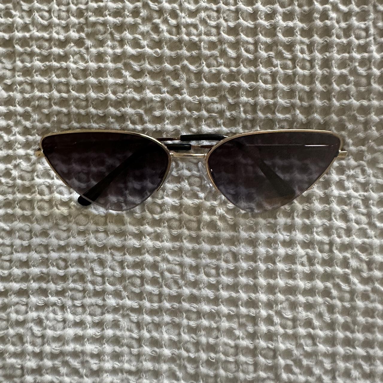 Cat eye sunnies - Depop