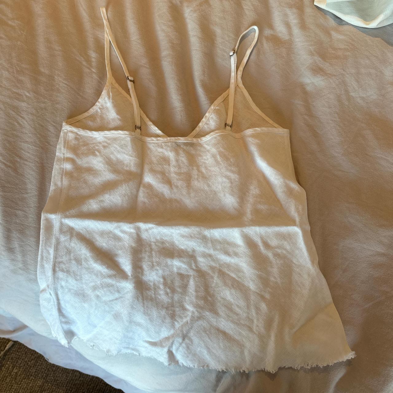 Linen venroy tank - Depop