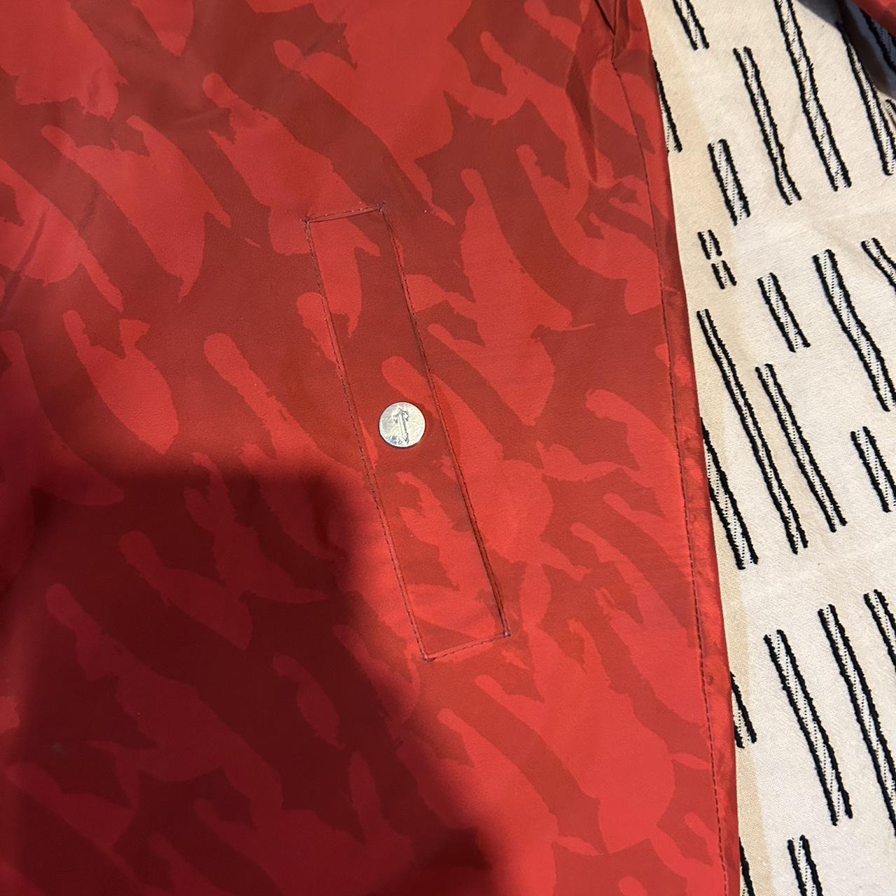 Xs red trap star windbreaker - Depop