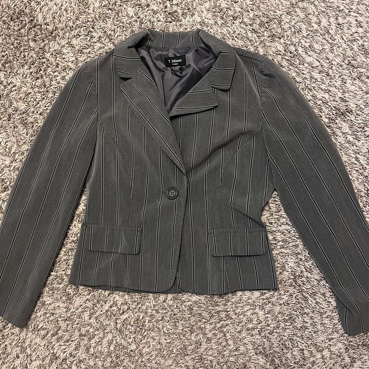 Grey suit jacket with stripe Size: 6p Super cute... - Depop
