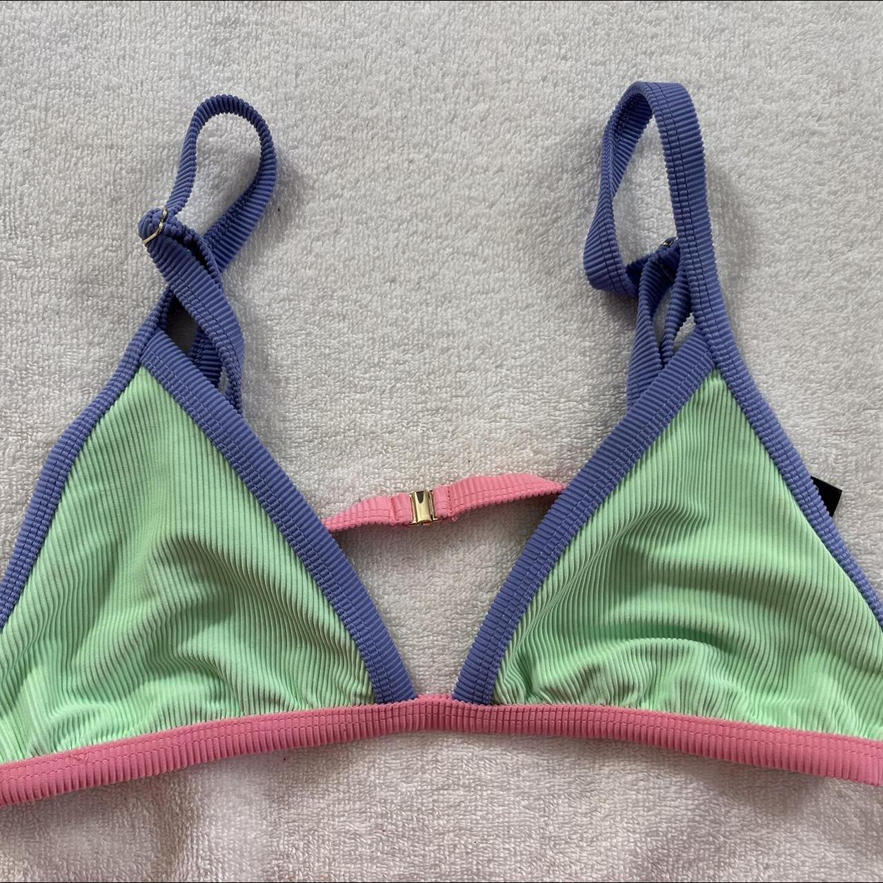 Beach riot bikini top amazing condition! - Depop