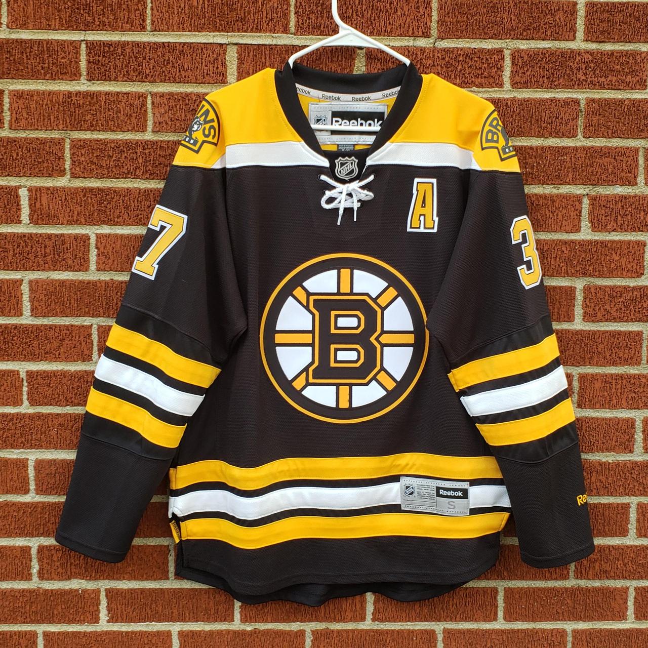 Heavy duty authentic Reebok Boston Bruins #37... - Depop