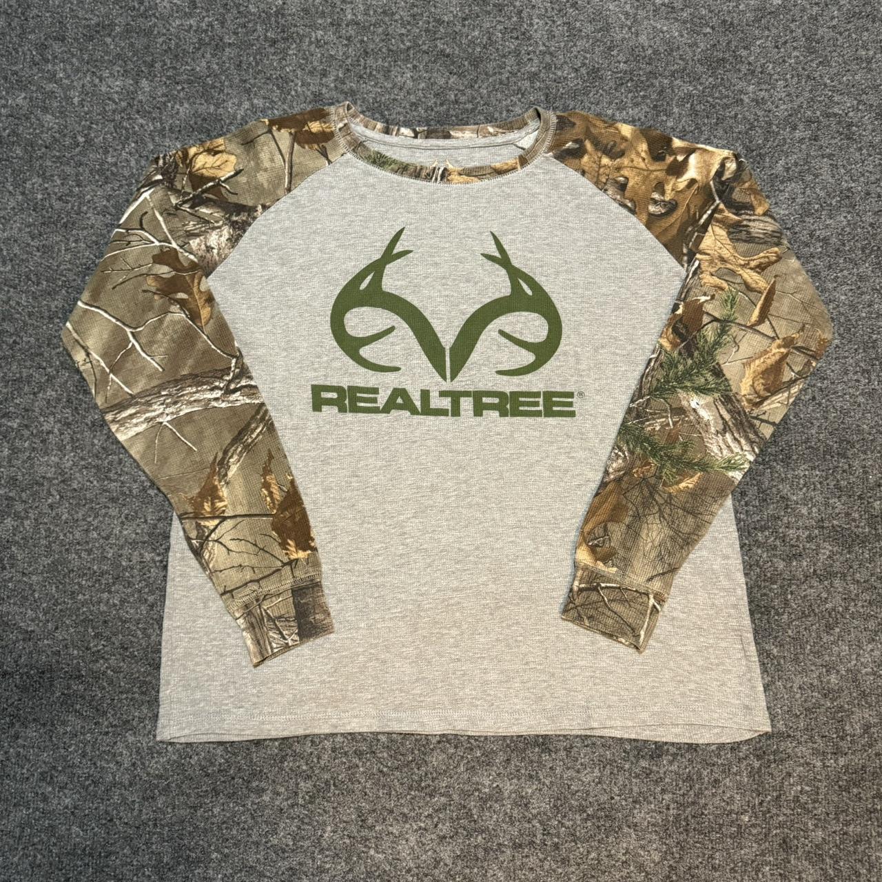 Realtree Camo Thermal Long Sleeve Shirt Sz L Size:... - Depop