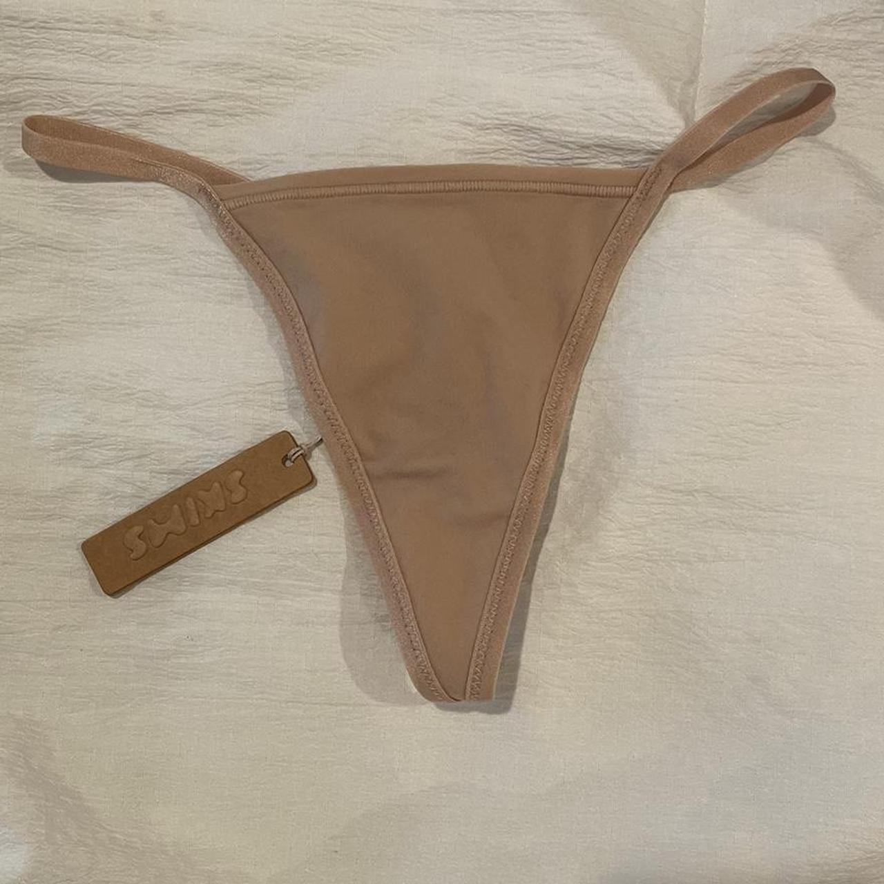 Skims Fits Everybody T-String Thong New with... - Depop