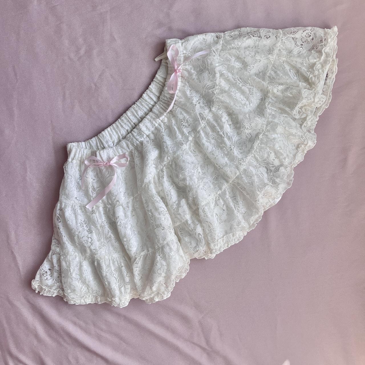 ꀾ'꒱°˖ Tiered Lace skirt, ruffle cake mini... - Depop