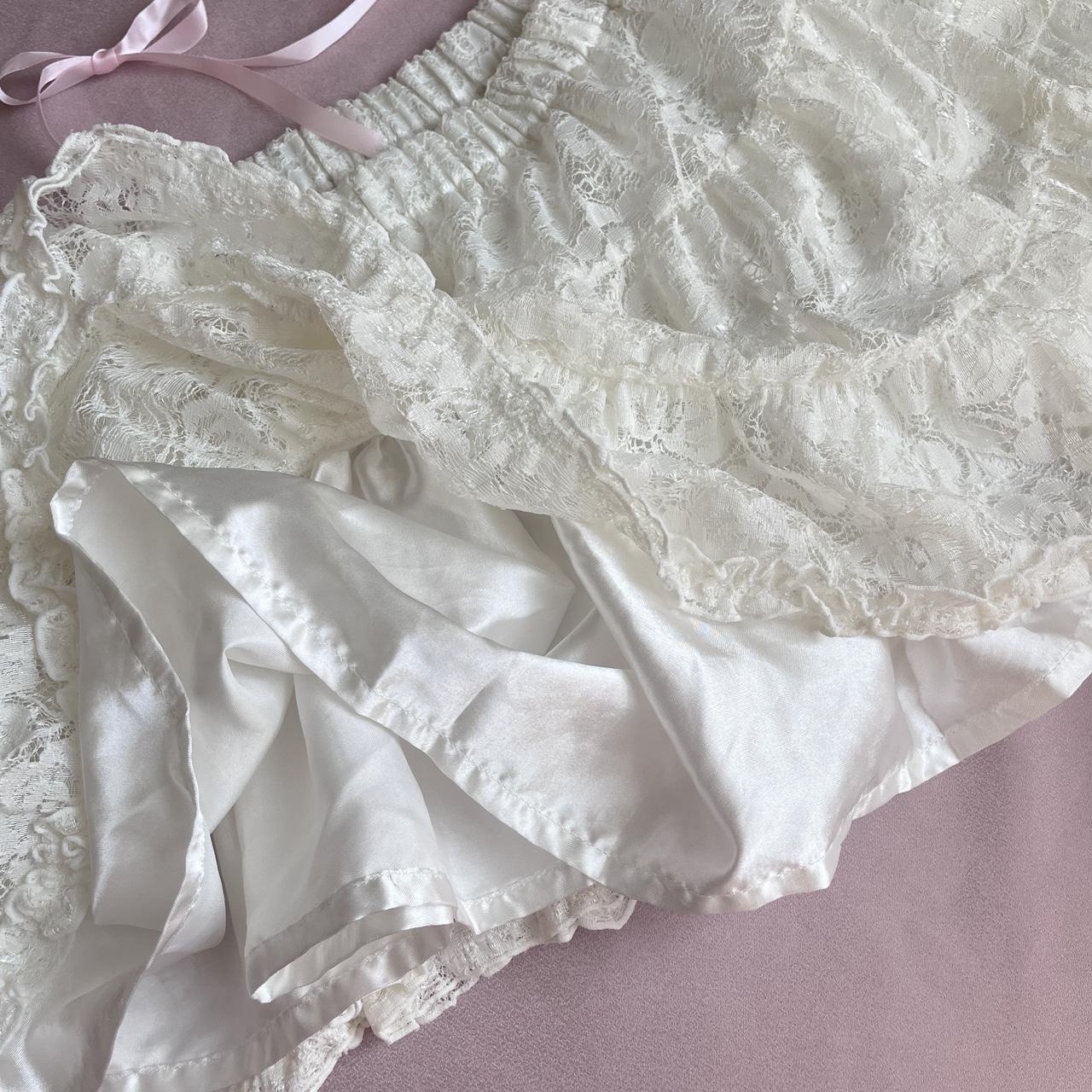 ꀾ'꒱°˖ Tiered Lace skirt, ruffle cake mini... - Depop