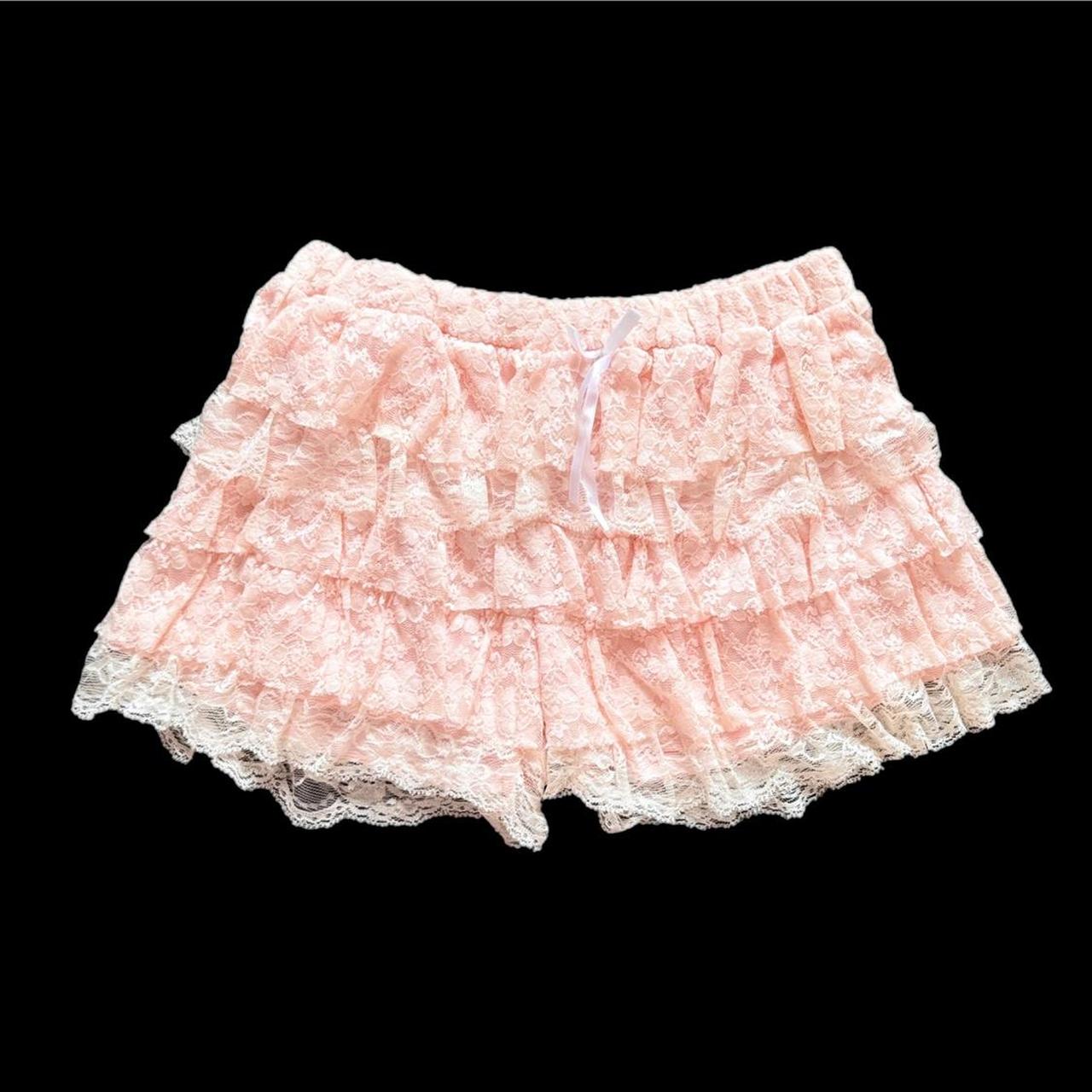 ꀾ'꒱°˖ baby pink lace ruffle shorts, super... - Depop