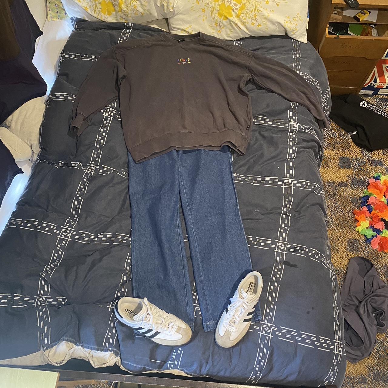 clean afends sweatshirt boxy sorta cropped fit dm... - Depop