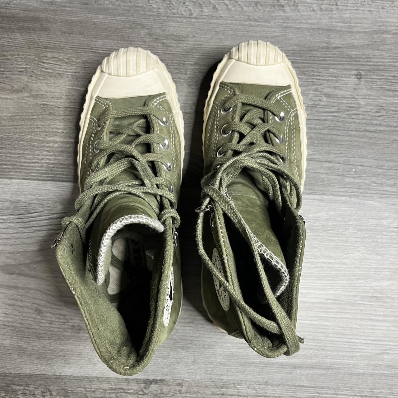 Men’s/woman’s converse this is a really cool pair in... - Depop