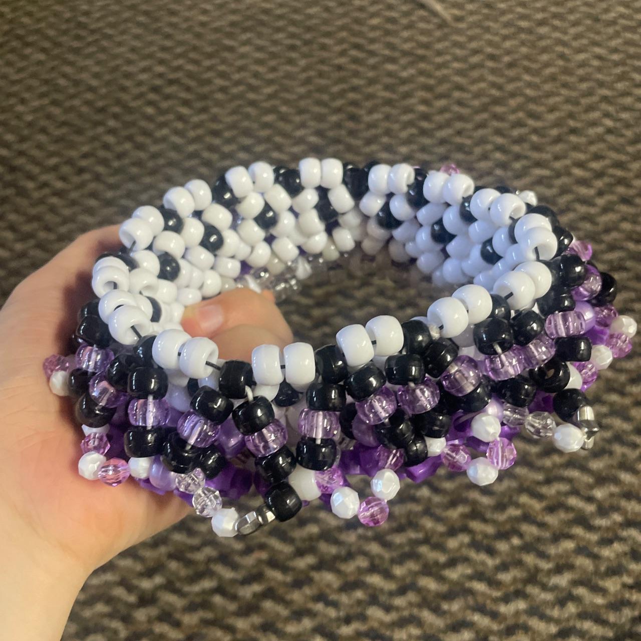 #kandi rotating cuff- #kandikid #scene #scenecore #rave | Depop