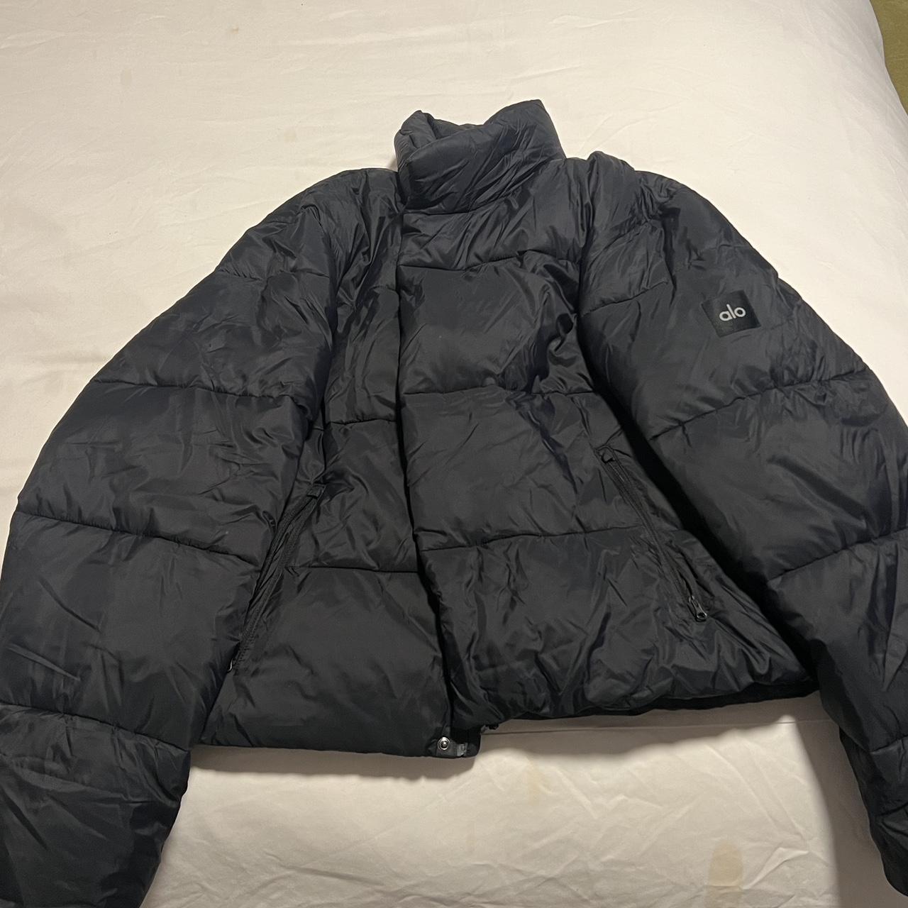 Men’s Alo Cropped Puffer Size Medium Bought last... - Depop