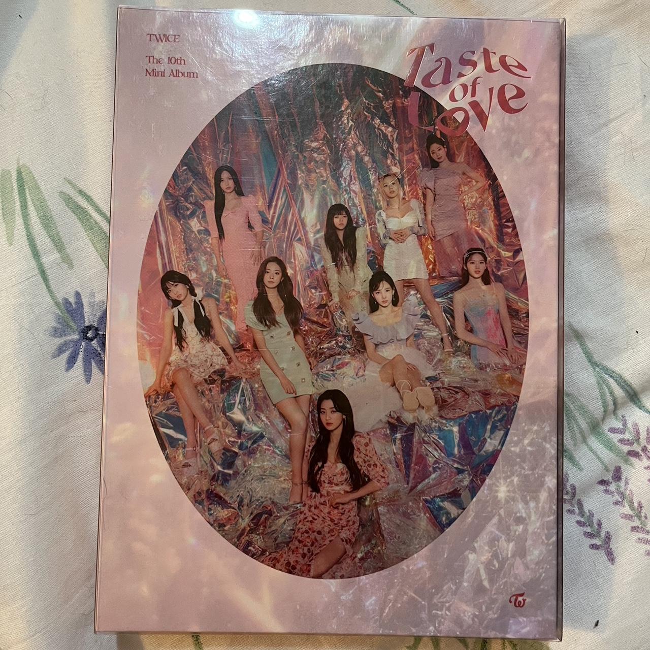 TWICE - Taste of love In Love ver. 🌸 Momo CD 🌸 Sana... - Depop
