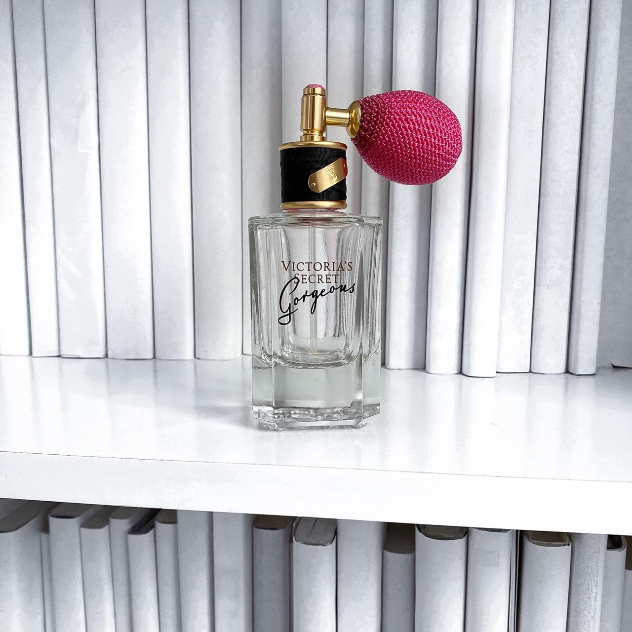 Victoria's Secret Women's Accessory | Depop