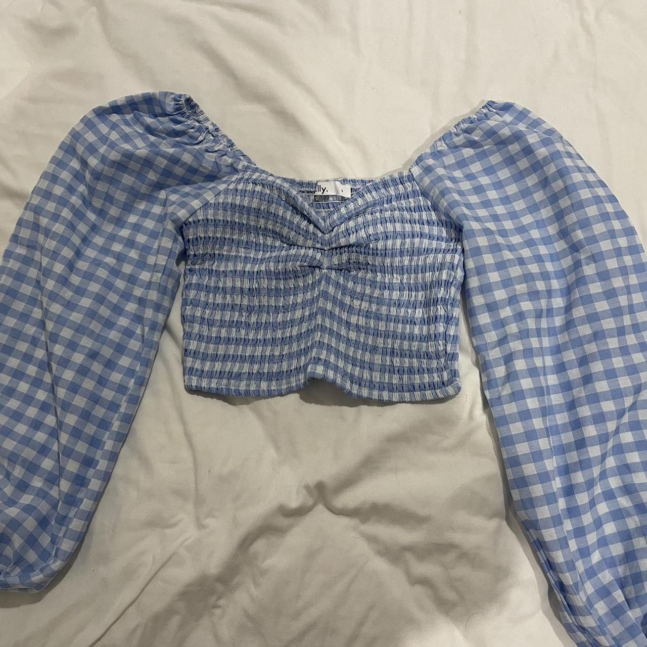 Ally checkered puff sleeve top AUS 8 Perfect... - Depop