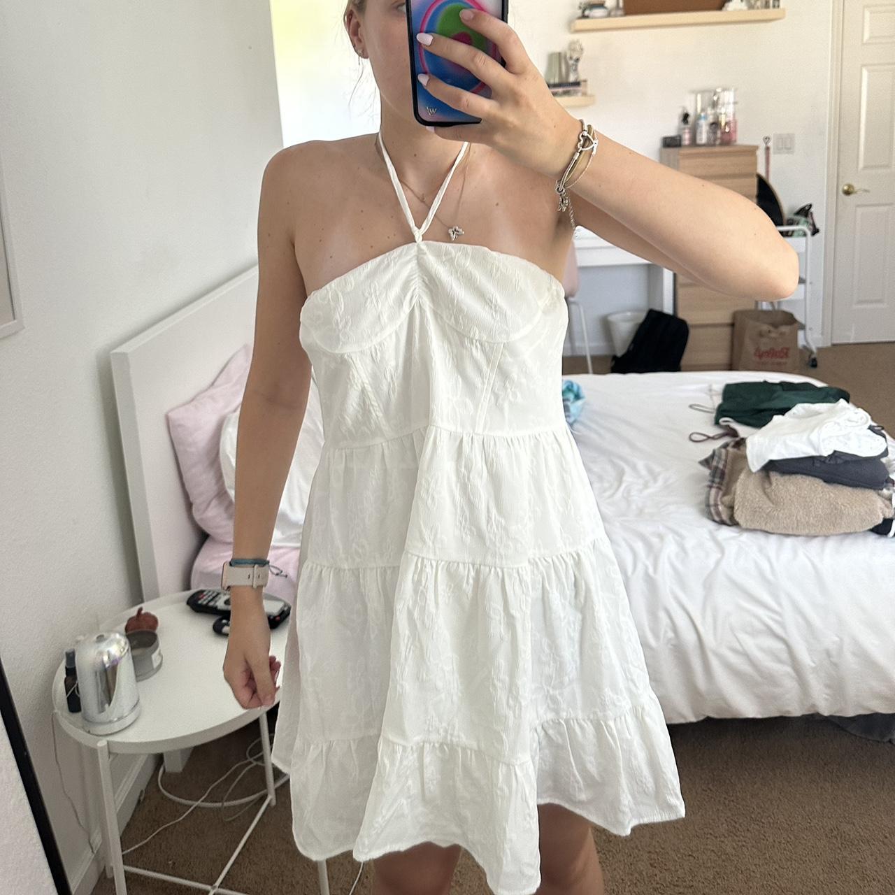 cider dress super cute and flattering - Depop