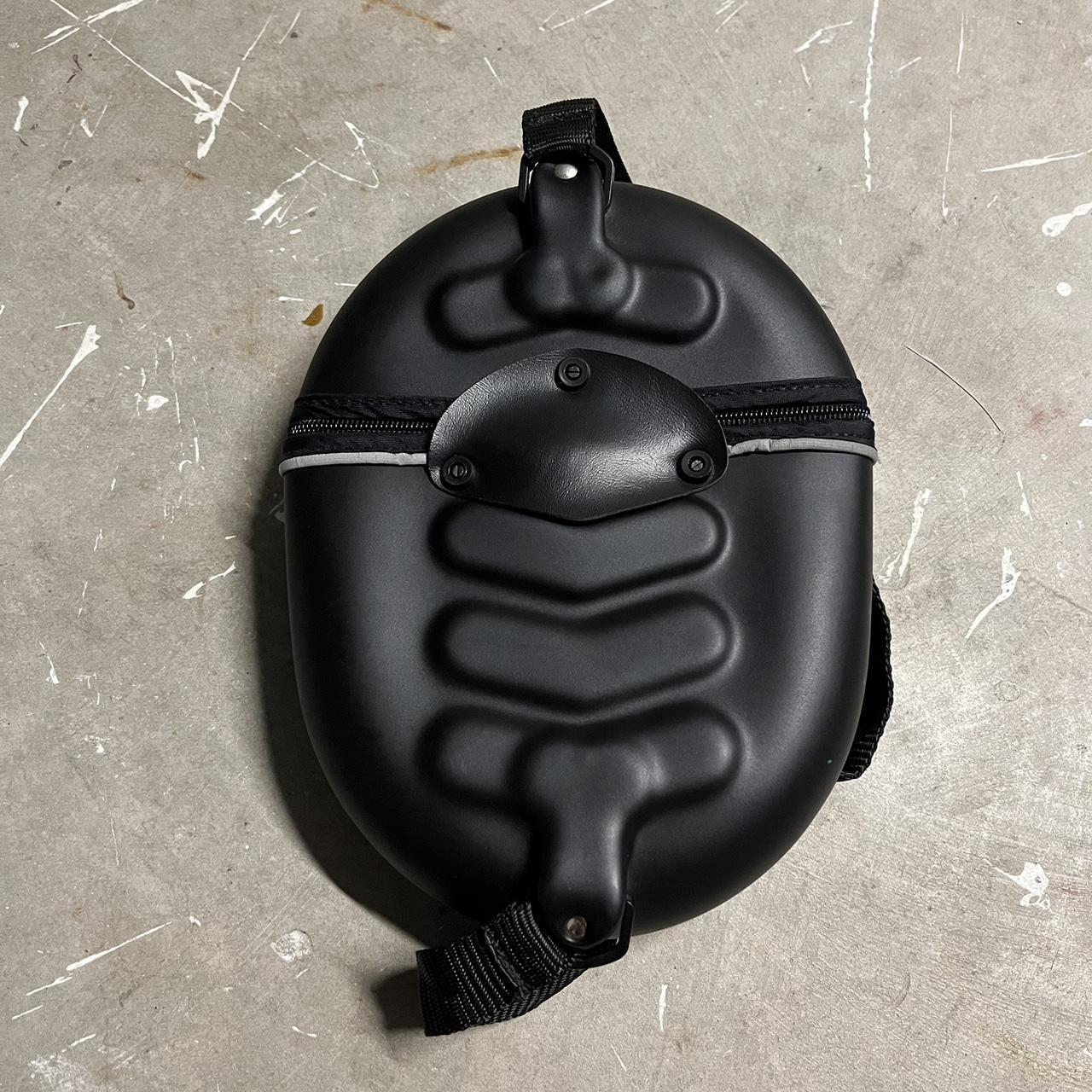 Craig Morrison inflate pod bug bag OUTDATED... - Depop