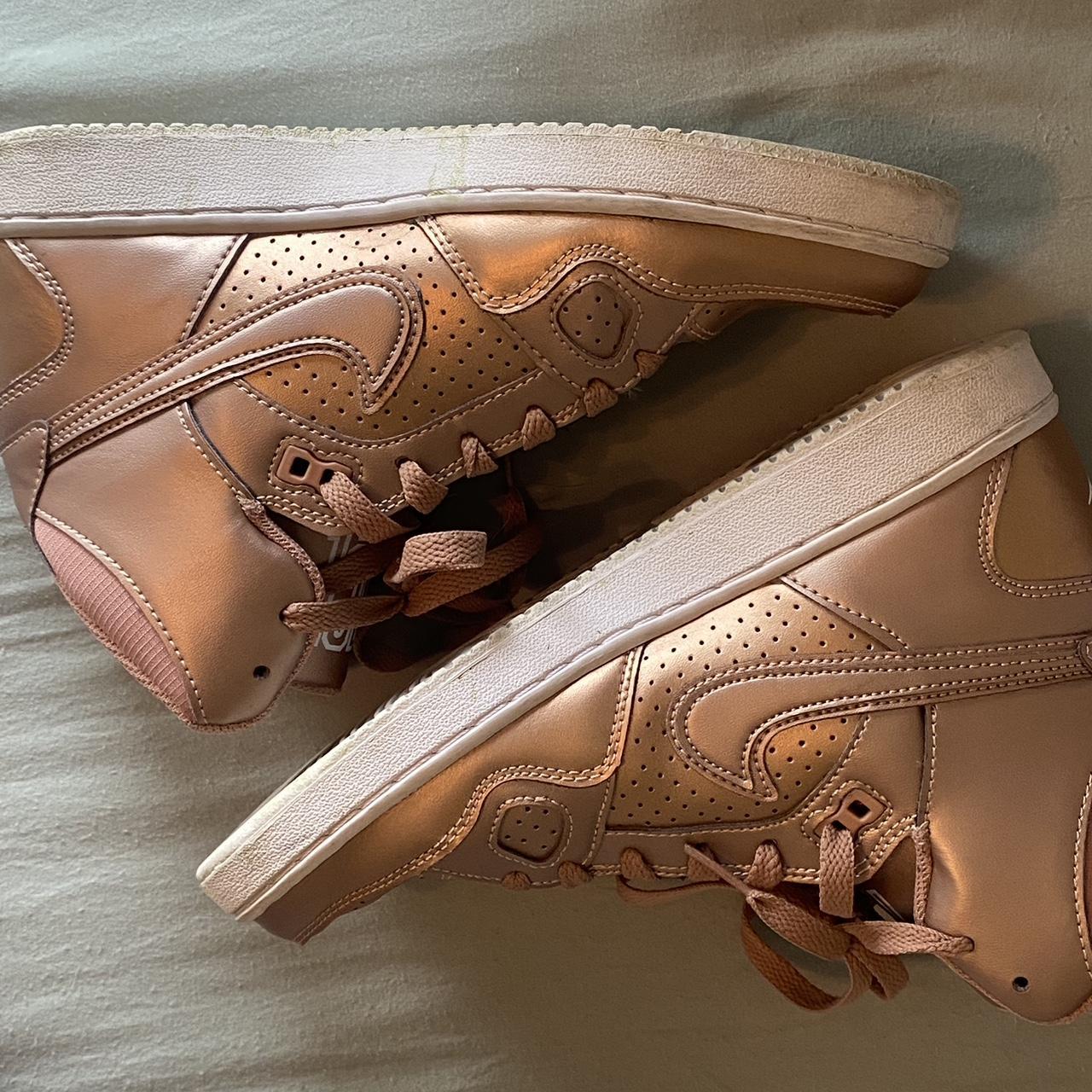 Nike Women's Gold Trainers | Depop