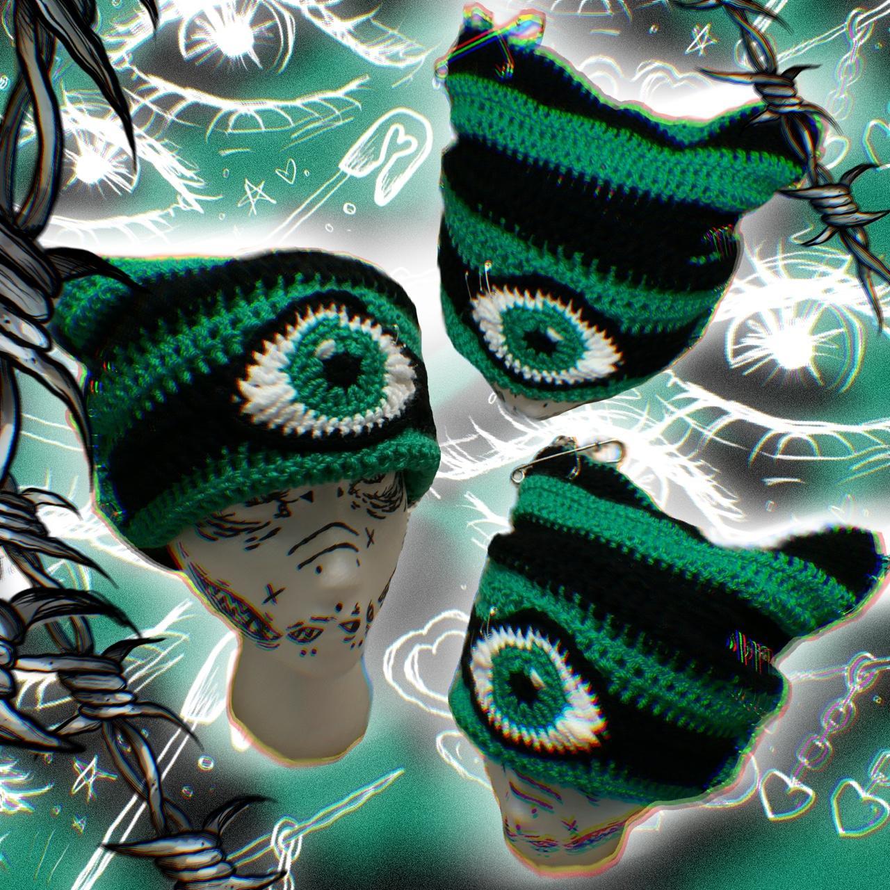 🖤💚 green and black eye beanie 🧷🖤💚 Hand made... - Depop