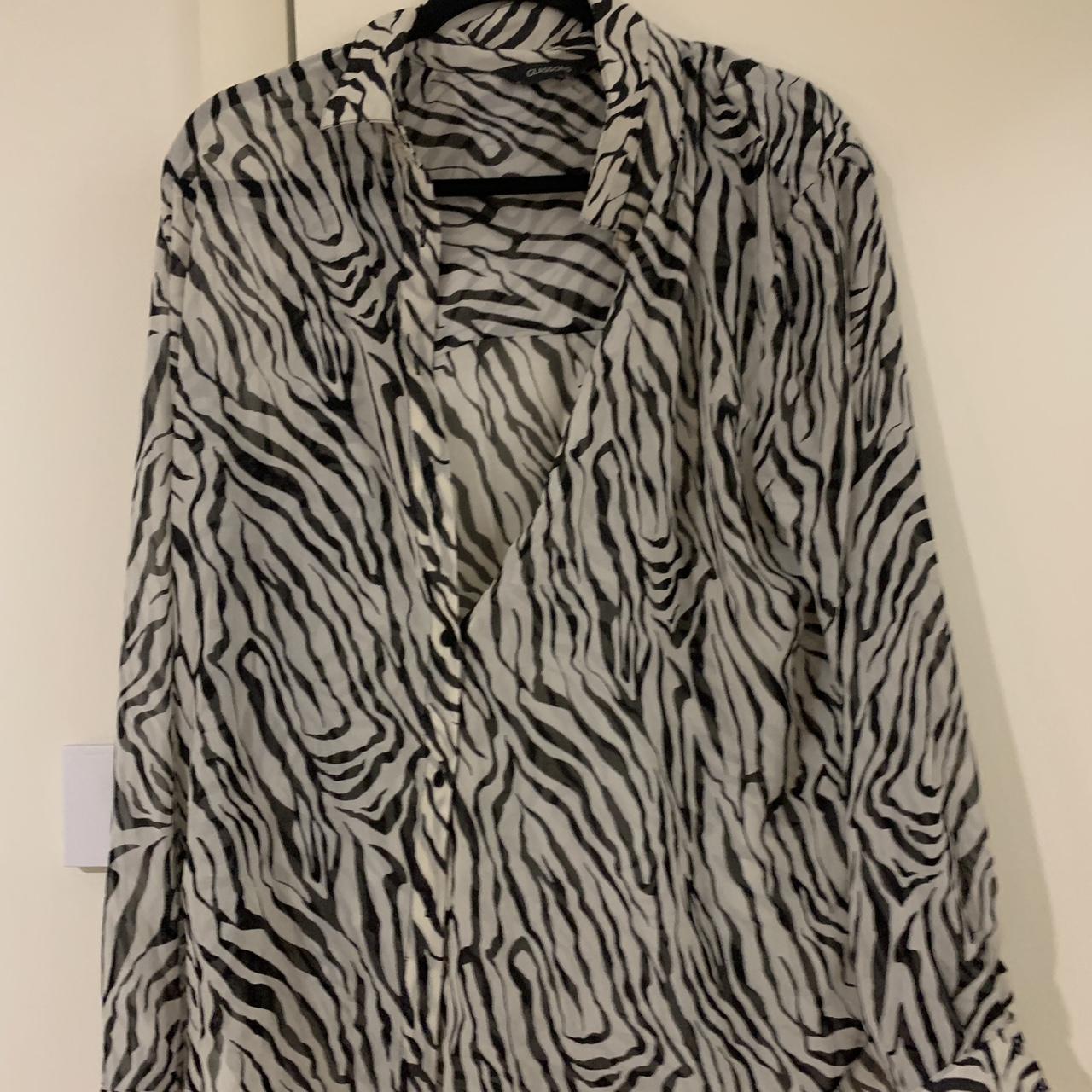 Glassons shirt | Depop