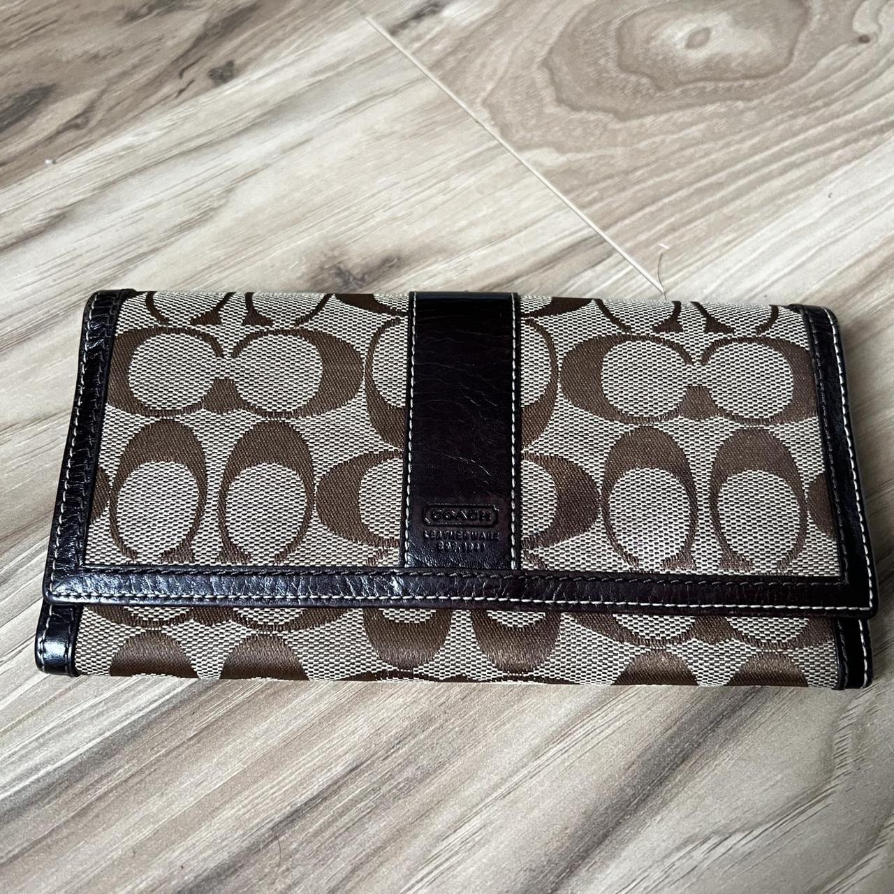 Coach Vintage Wallet. 🤎 Perfect wallet, it has a... | Depop